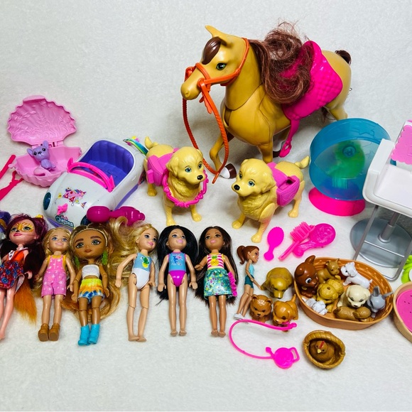 Barbie | Toys | Barbie Doll Chelsea Lot Barbie Sister Barbie Pets Lot ...